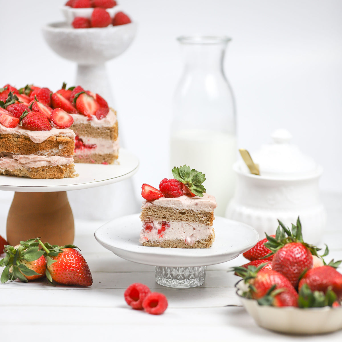 Strawberries & Cream Cake (Gluten Free, Nut Free, No Refined Sugar, Al ...